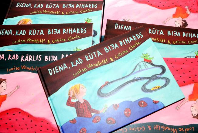 VS.lv: Papardes zieds: Pedagogiem trūkst zināšanu un materiālu par ...