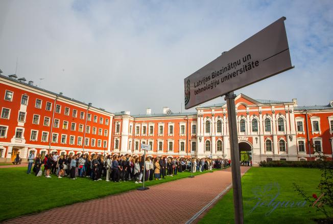 VS.lv: Jelgavas pils aicina topošos LBTU studentus (+VIDEO)