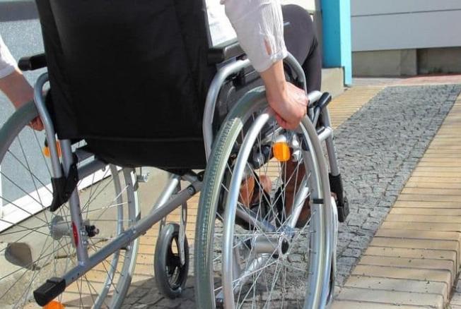 VS.lv: Aicina bumbu patvertnes Latvijā pielāgot cilvēkiem ar īpašām ...