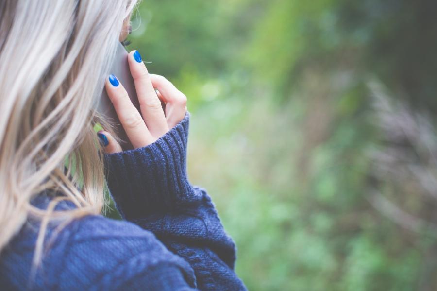 VS.lv: Mobilo telefonu numurus tirgo pat par 20 000 eiro. Ko saka ...